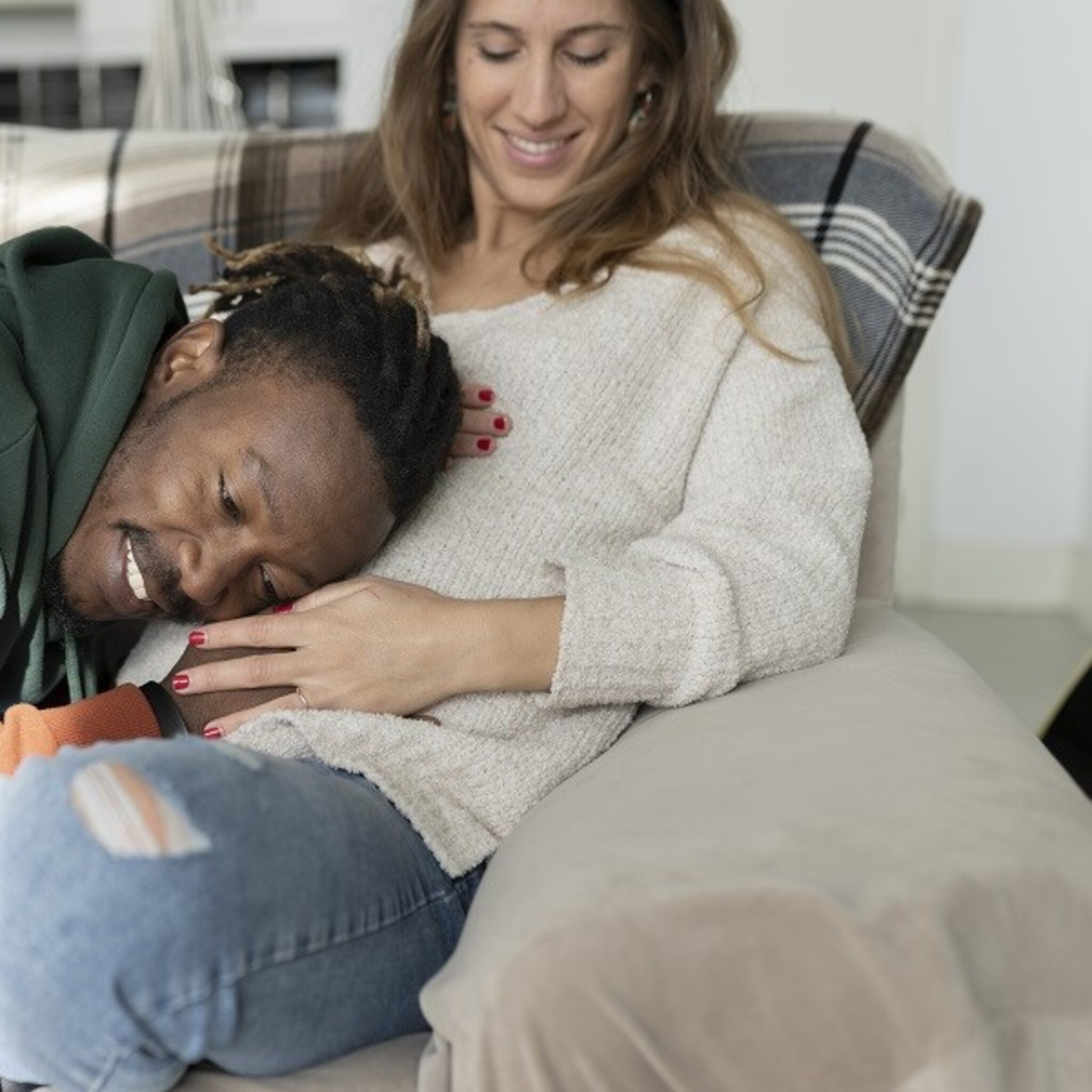 10 tips (en 2 don’ts) om op een natuurlijke manier weeën op te wekken ...