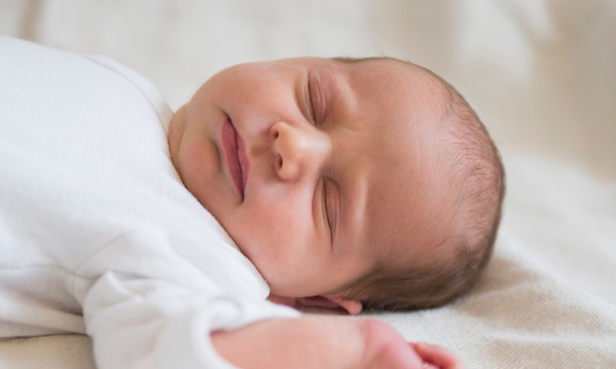 Slaapritme: wanneer ontwikkelt een baby een slaapritme?